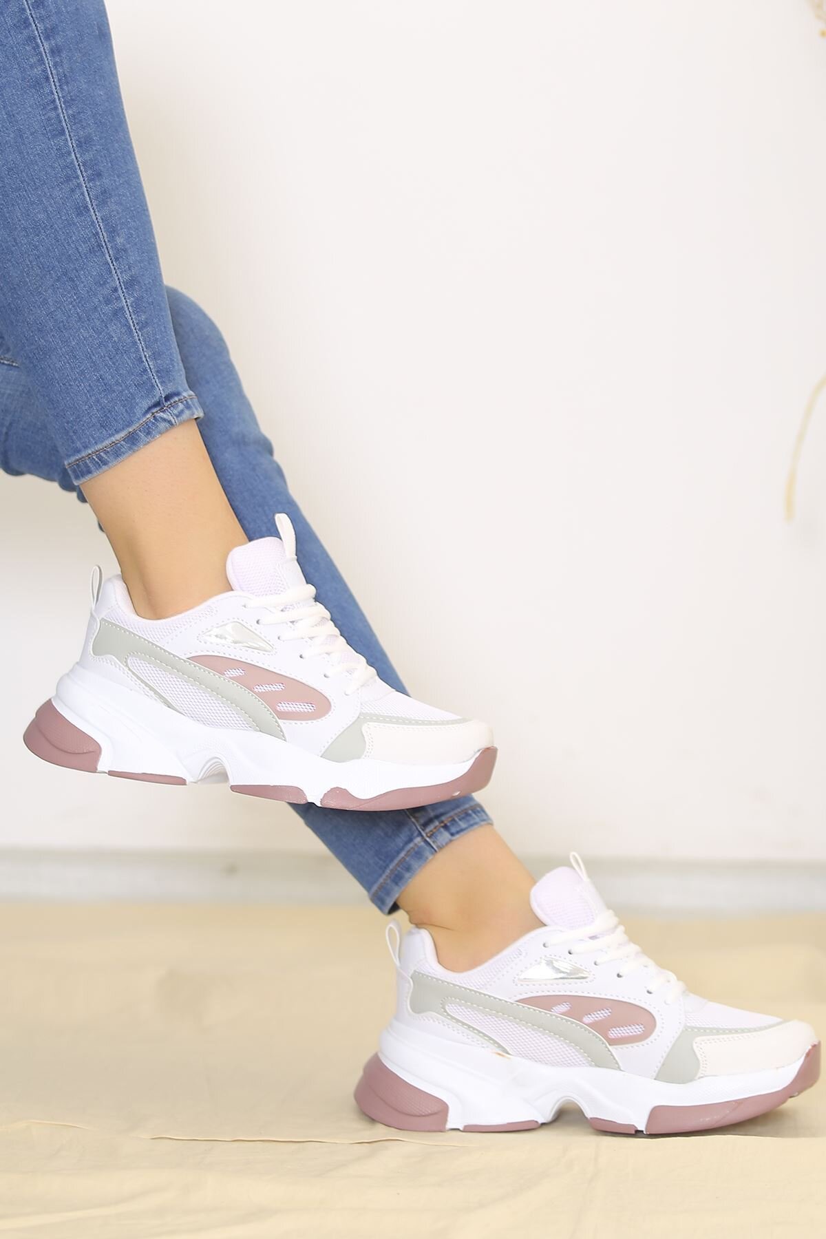 Remiss Beyaz Ayakkabı | ElbiseBul